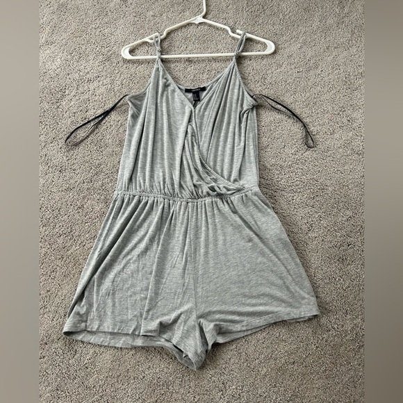Forever 21 | Pants & Jumpsuits | Gray Romper | Poshmark